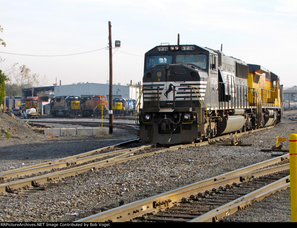 NS 6736